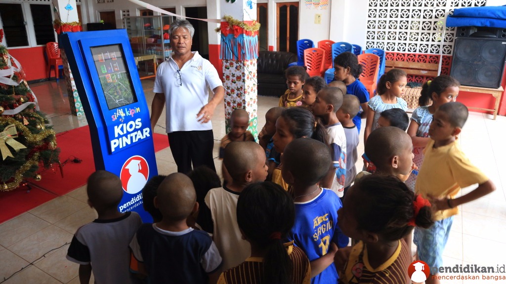 Indonesia Edtech Solution That Works For 17,000 Island